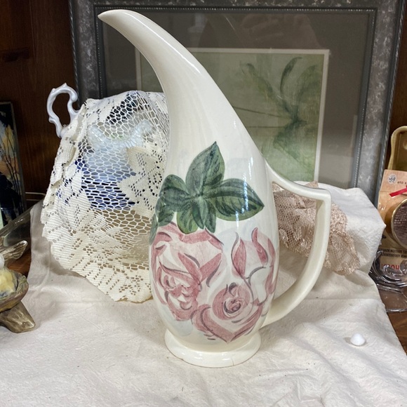 red wing pottery | Accents | Vintage Red Wing Pottery Hand Painted Rose ...